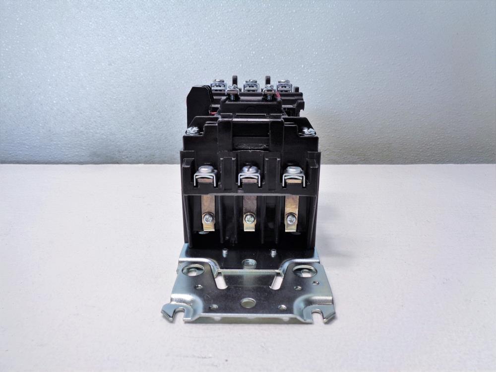 Allen Bradley NEMA Size 1 Contactor 500F-BOD930 w/ Overload Relay 592-EUTB