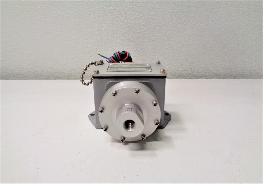 Custom Control Sensors Pressure Switch 646GE1