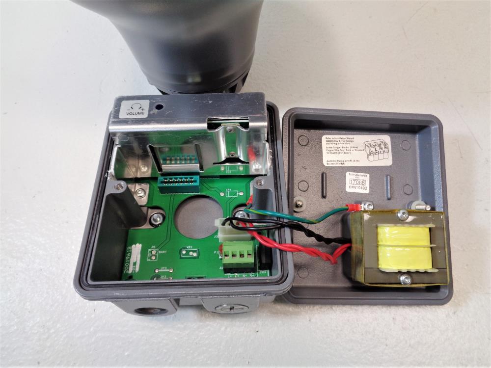 Federal Signal SelecTone Hazardous Location Amplified Speaker 300GCX