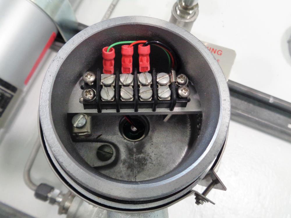 JL Wingert SC-1-A-600 & Uniloc Sample Cooler System w/Rosemount Sensor ...