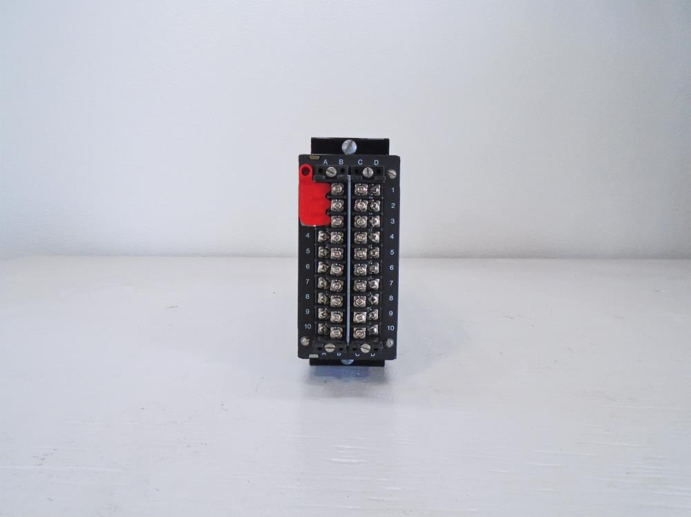 Moore Digital Controller 352EA21NNF-C