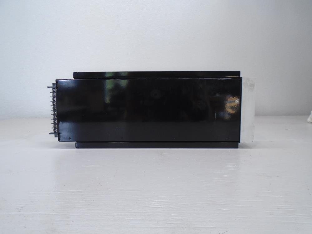 Moore Digital Controller 352EA21NNF-C