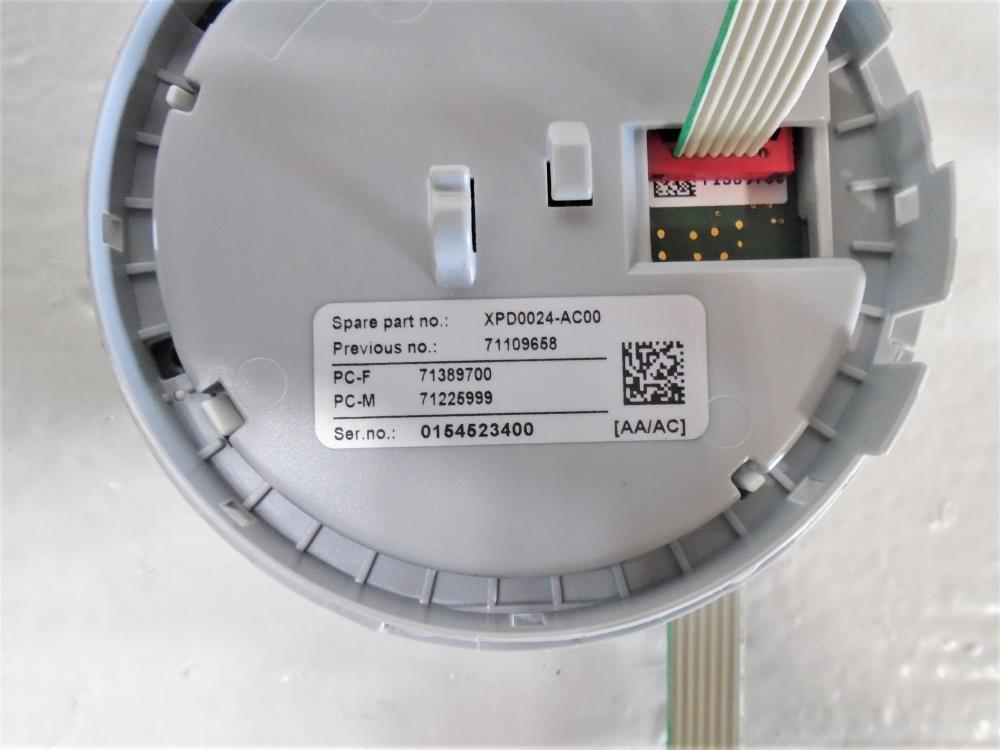 Endress Hauser SD02 Display Module, I/O, 2-Wire w/ Push Buttons XPD0024 ...