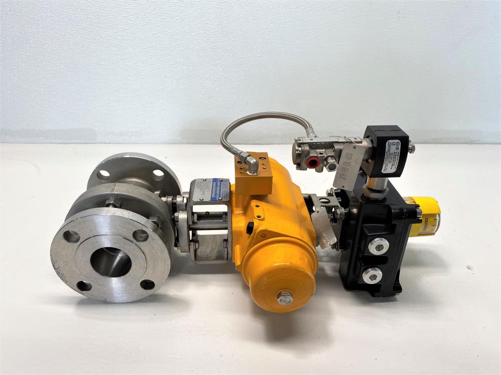 Quadrant 2-Piece 2" 150# CF8M Ball Valve F2FSSRRLH1F200 w/ Hytork 186