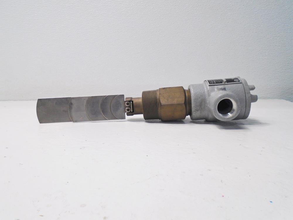 W. E. Anderson Flotect 1-1/2" Vane-Operated Flow Switch V42U