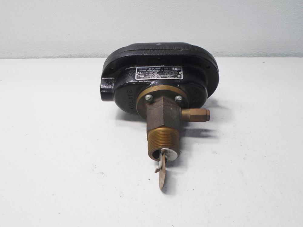 ITT Mcdonnell & Miller 1-1/4" Explosion Proof Flow Switch FS74E
