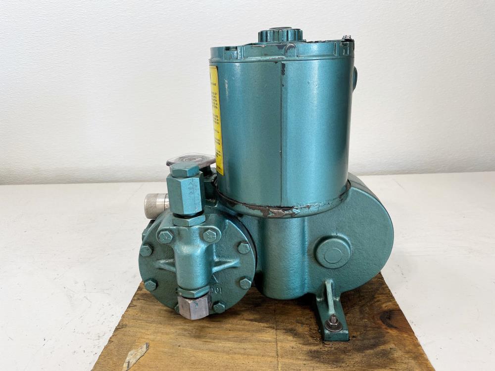 Milton Roy 6.2 GPH Controlled Volume Pump 5R120-117 w/ GE .25HP Motor ...