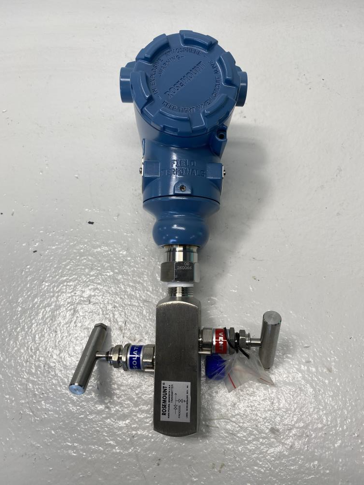 Rosemount 3051 Pressure Transmitter w/ Manifold Valve ... Rosemount 3051 Pressure Transmitter w/ Manifold Valve ...
