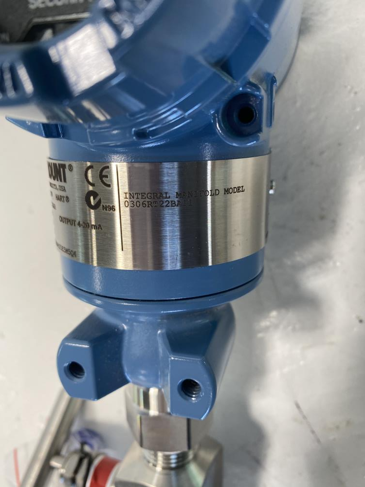 Rosemount 3051 Pressure Transmitter w/ Manifold Valve ...