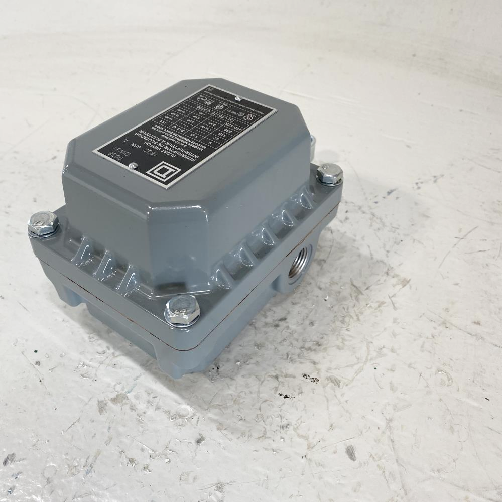 Square D Open Tank Float Switch 9036DW31 w/ Brass Float Rod Accessory Kit 9049A6