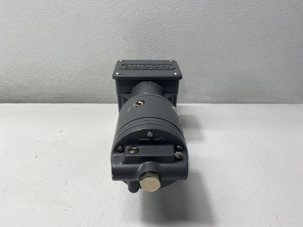 Moore 173S Pneumatic Pressure Transmitter 0 - 30 PSI, B/M# MED11186-002