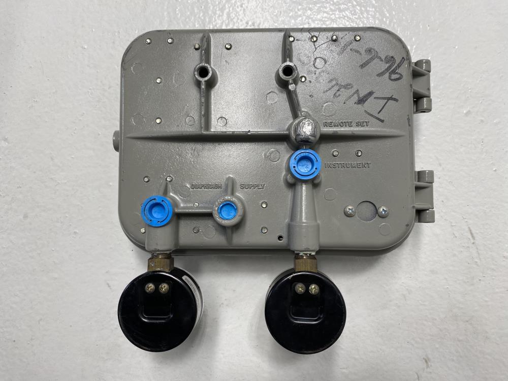 Fisher Multi-Trol 2516 Pneumatic Receiver Controller 3-15 PSI