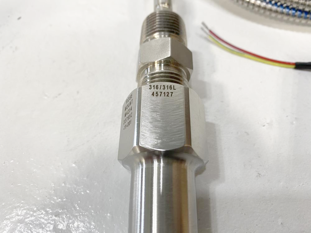 Rosemount Thermowell Sensor, Stainless Steel 114CE0055TAA2SC027A