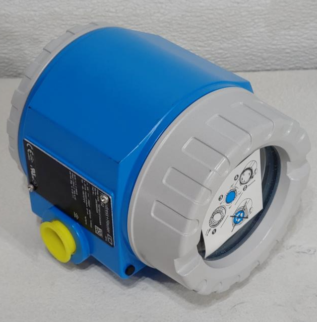 Endress Hauser SMART Temperature Field Transmitter Model TMT162-C213AAAKA