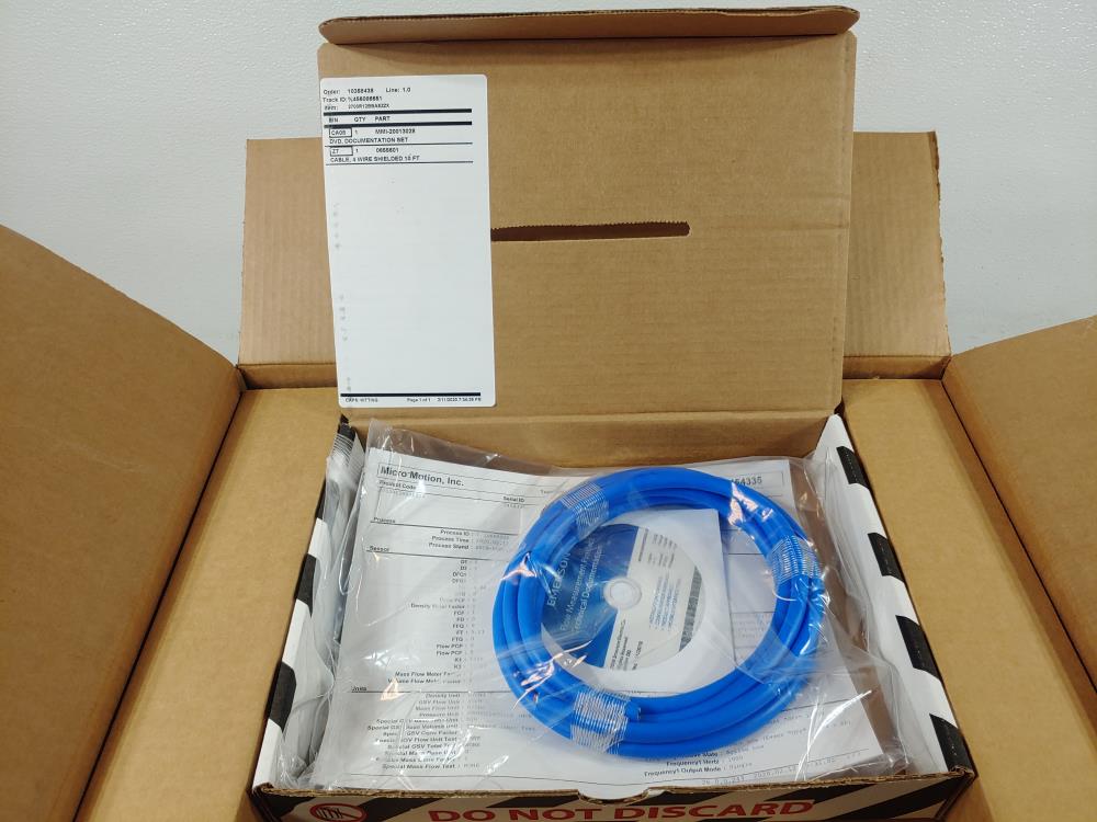 Micro Motion 2700 Multiple Variable Flow Transmitter Model 2700R12BBAEZZX