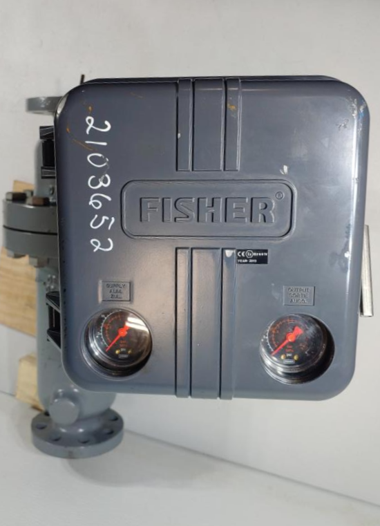 Fisher Controls 249 Displacer with 2500R Pneumatic Level Controller