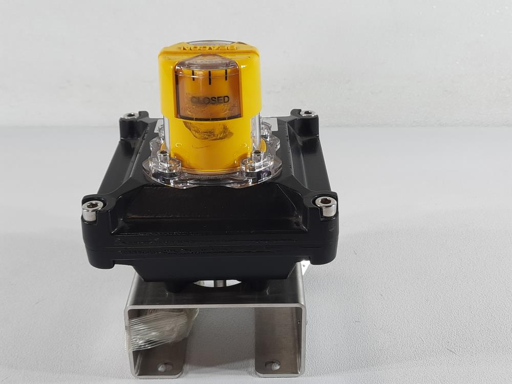 Westlock Proximity switch Controls Position Monitor 9479NBY4B2M0600