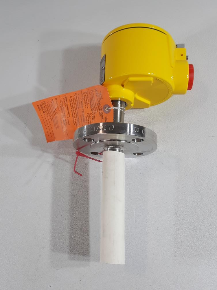 FCI Fluid Components FLT Series Flow Switch FLT93S-1B1A4B3C4B00000 FCI Fluid Components FLT Series Flow Switch FLT93S-1B1A4B3C4B00000