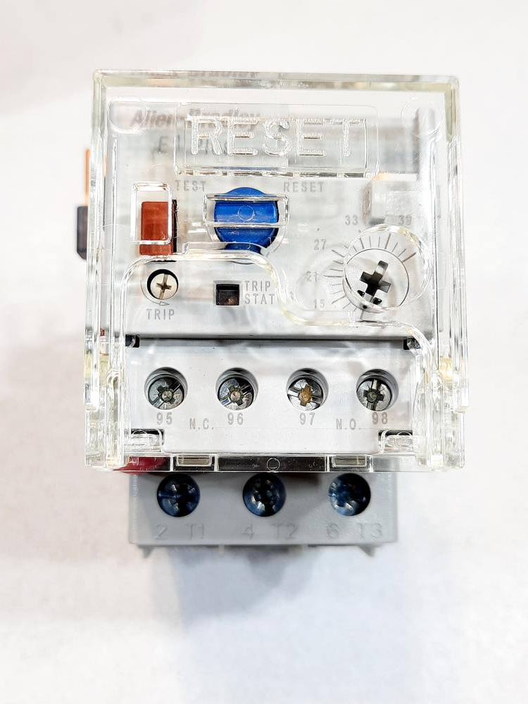 Allen Bradley 3 Phase Overload Relay, 592--EEFC