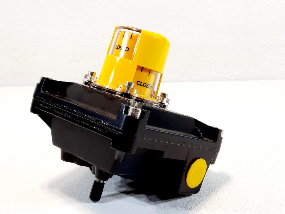 Westlock Proximity Switch Control Position Monitor 9479NBY2B2M0600