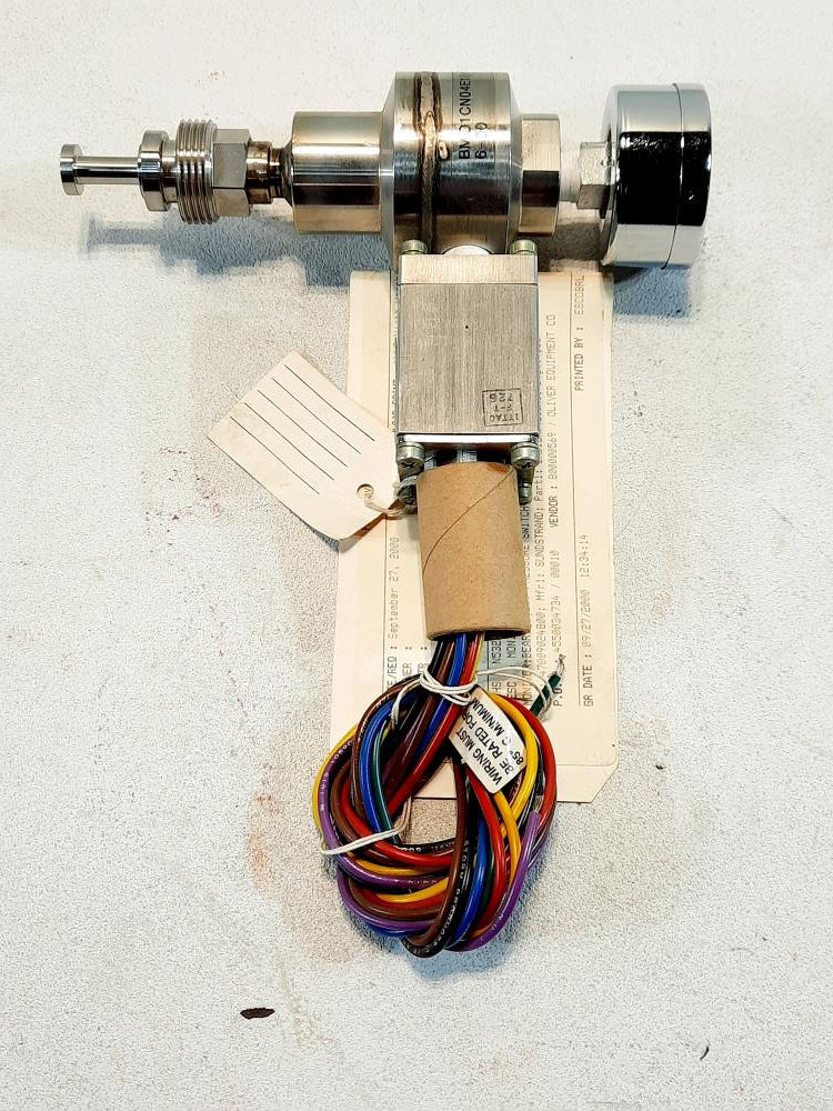 ITT M-13 Bearing Monitor w/ Pressure Switch 130P13CC6B