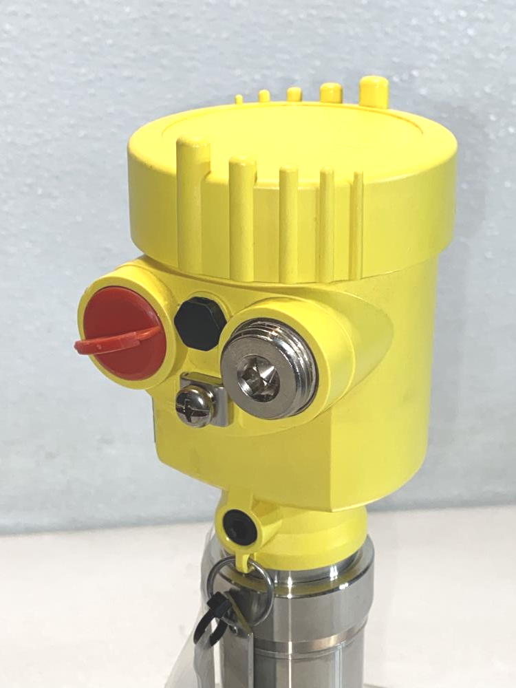 VegaFlex67 Level sensor FX67.UXXAKAHKNXX w/ 4" 150# Stainless Steel Flange