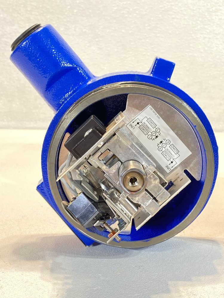 Magnetrol J52 Refrigerant Liquid Level Switch J52-4112-002