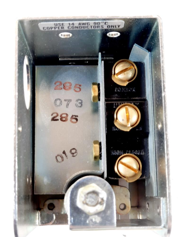 Mercoid CS-150 Series CS Diaphragm Pressure Switch