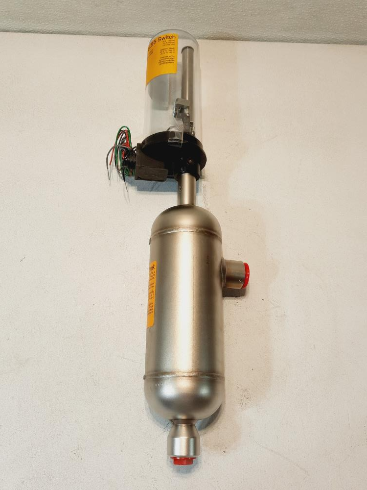Parker LLSS Refrigerant Float Switch