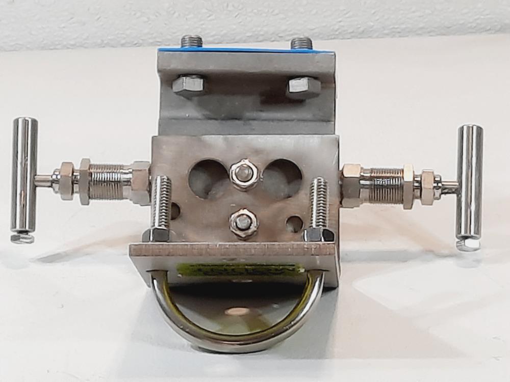 Tescom 316SS Valve Manifold M4THIS-4-AMS-SSB
