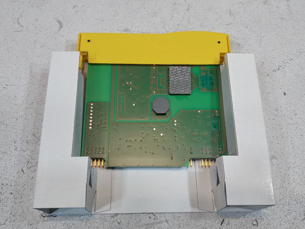 Turck - DPC-49-IPS1 Foundation Fieldbus Power Supply Module