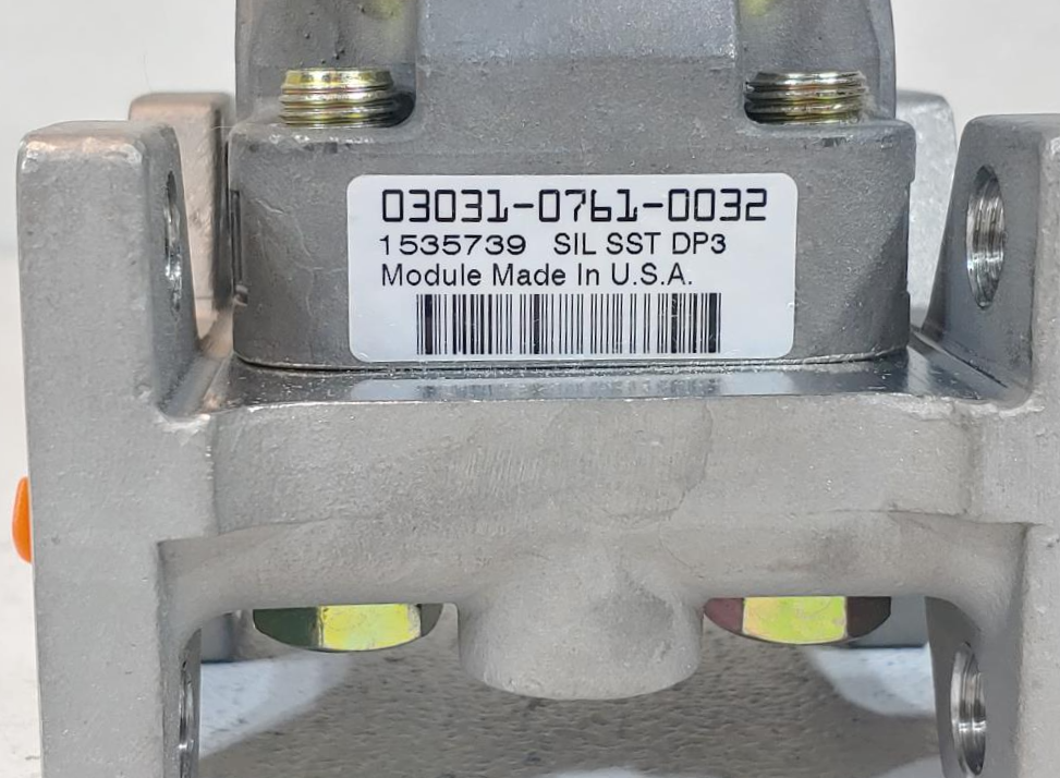 Rosemount 3051 Smart Family Pressure Transmitter 3051CD3A02A1AM5K5H2