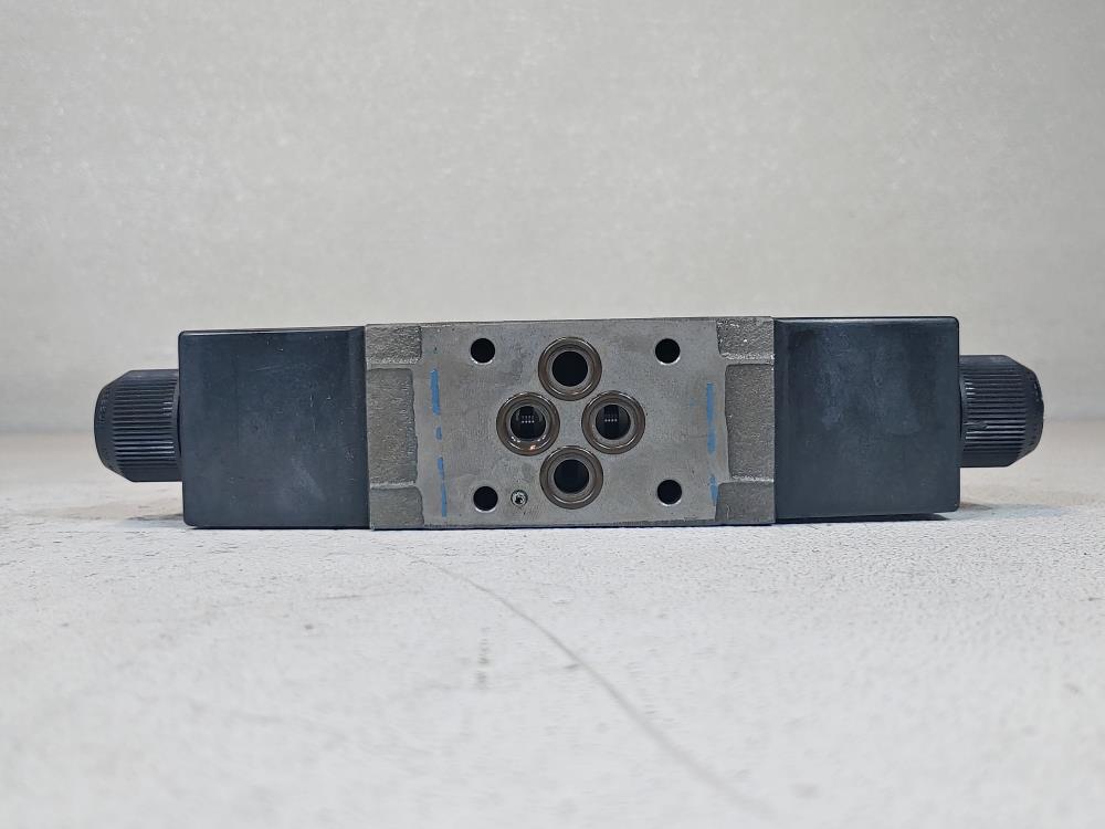 DYNEX 6553-DO3-115/DF-10-SL Directional Control Valve