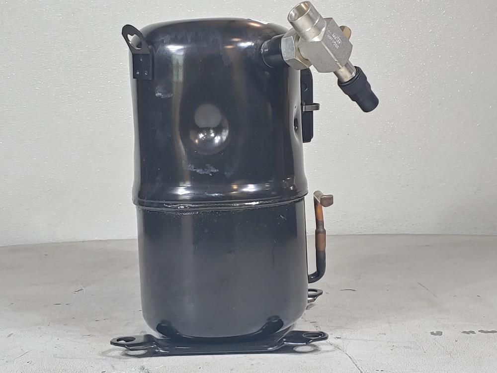 Tecumseh Compressor AW703GT-111-P21, AWG5518CXN (B)