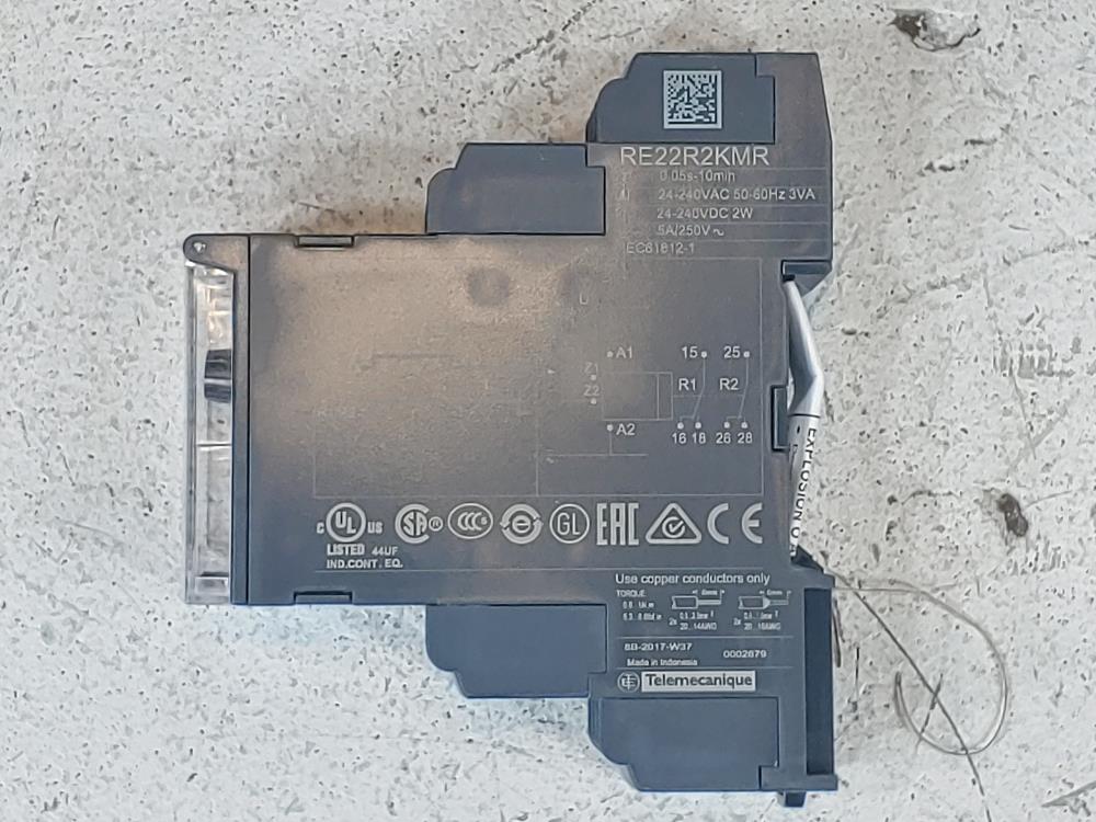 Schneider RE22R2KMR Time Delay Relay