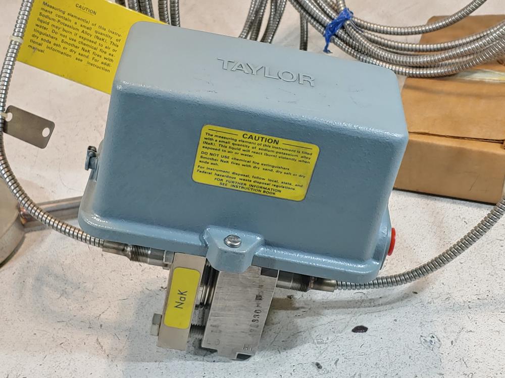 Taylor Instrument Pneumatic Pressure Transmitter