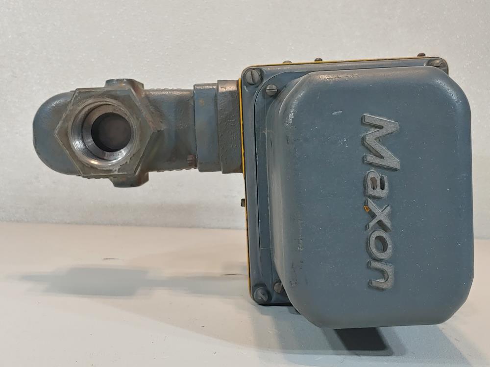 Maxon 1-1/2"NPT Shut Off Valve Model#:5000 1