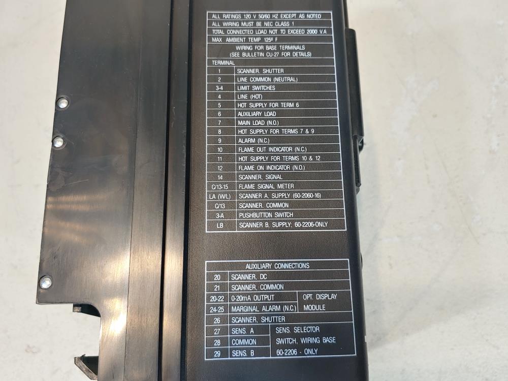 Fireye Flame Amplifier Module w/ Chassis & Display 60-2204-2 / 60-2205