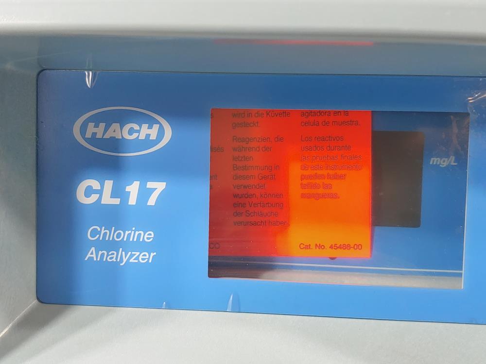 Hach CL-17 Chlorine Analyzer - 54400-60