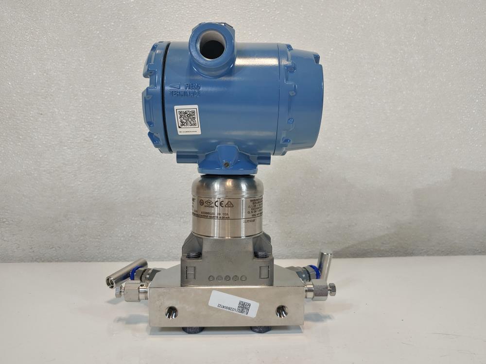 Rosemount Emerson 300S1AAD1E5M5 Pressure Transmitter w/ Manifold