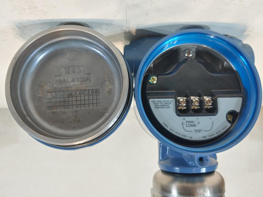 Rosemount Emerson 300S1AAD1E5M5 Pressure Transmitter w/ Manifold