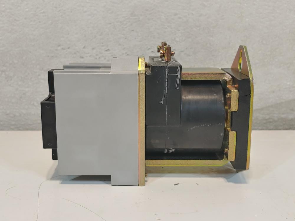 Square D DC Control Relay Series A Type X Model#: 8501XD020V62