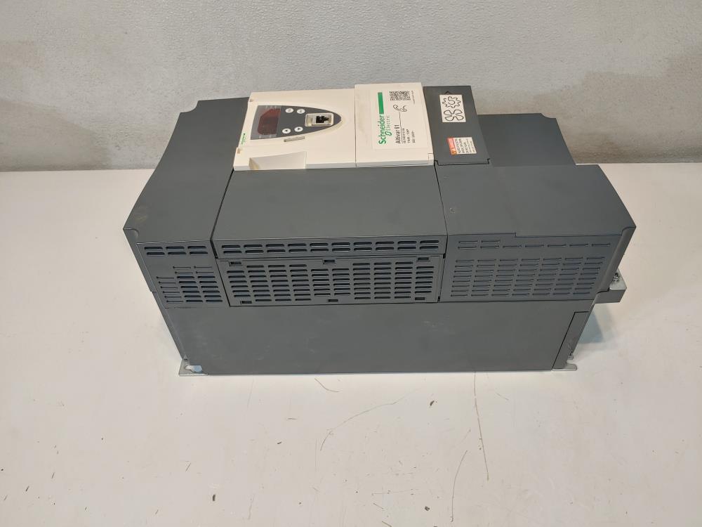 Schneider Altivar 61 Variable Speed Drive ATV61HD11M3X