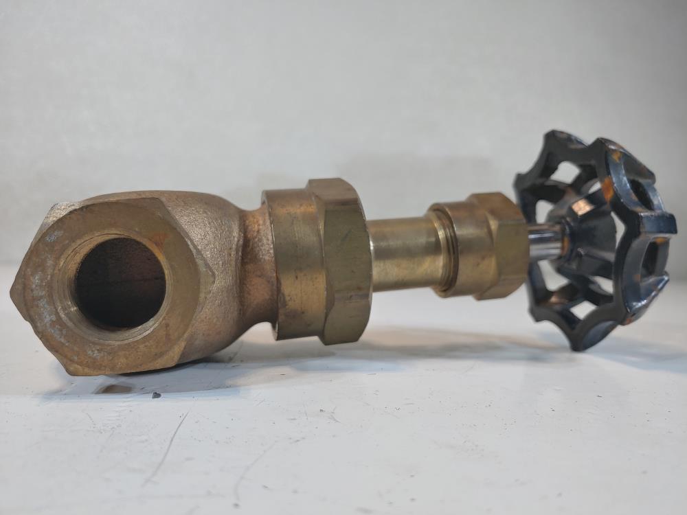 Strahman V-14U 3/4" NPT Soft Seal Piston Steam Valve w/ Black Handle