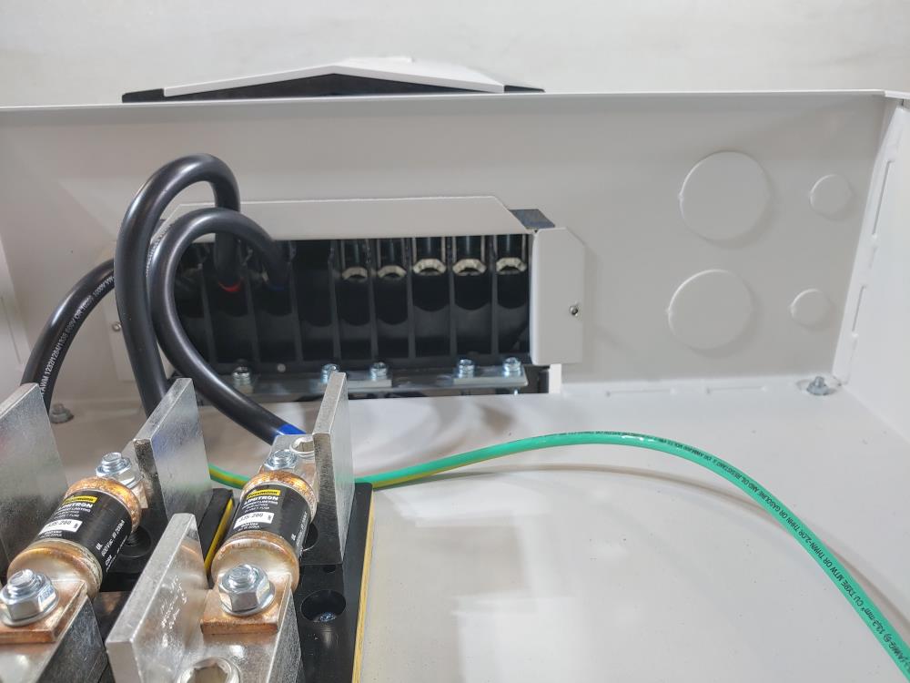 ABB AC Drive Model ACS880-01-124A-5+P922 w/ Enclosed Industrial Control ...