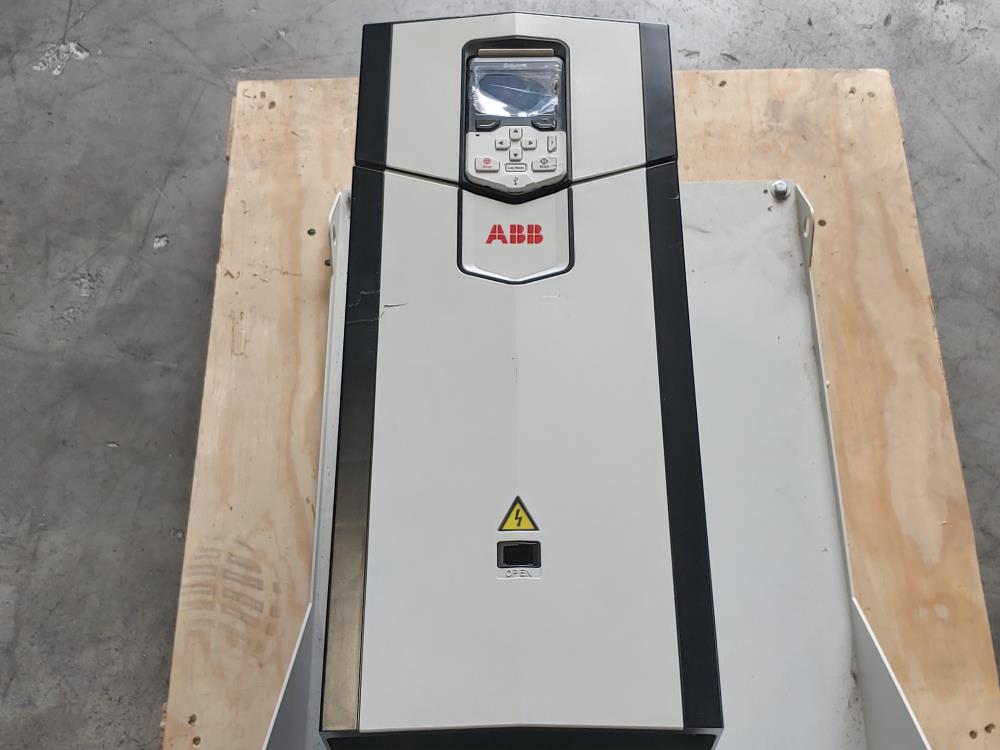 ABB AC Drive Model ACS880-01-124A-5+P922 w/ Enclosed Industrial Control ...