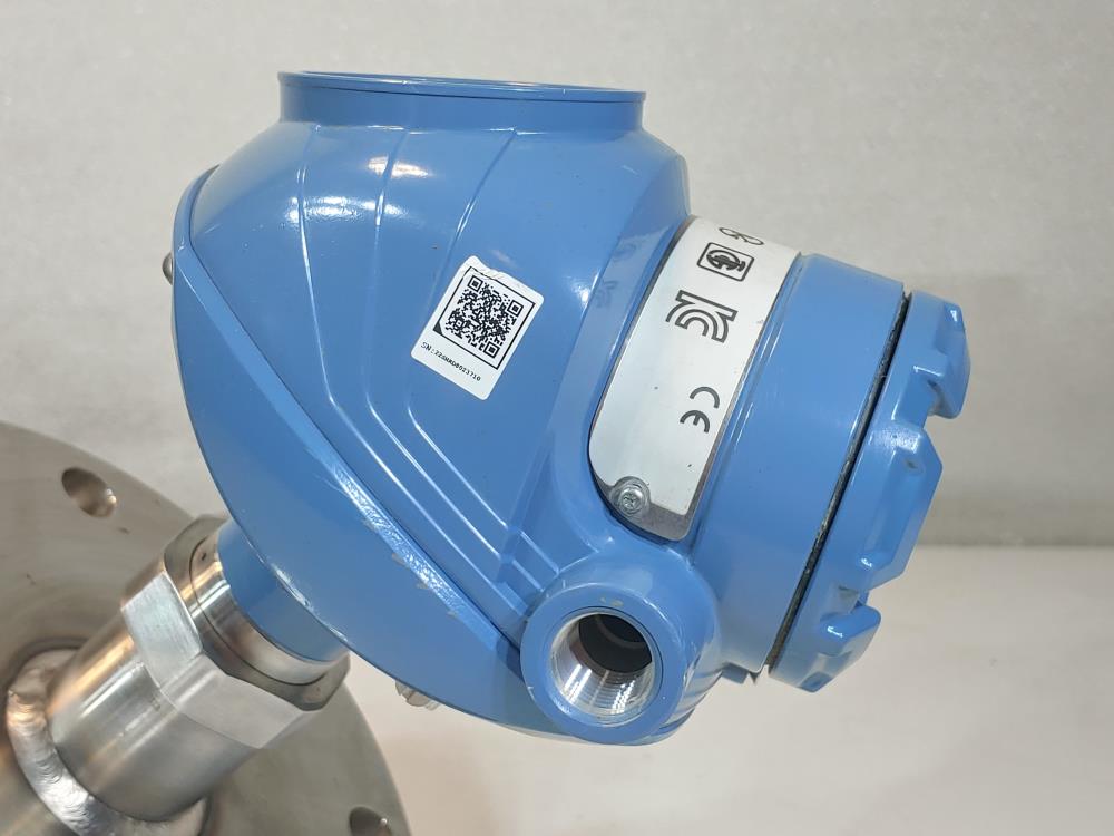 Rosemount 5301 Guided Wave Radar Level Transmitter w/ 4" Flange