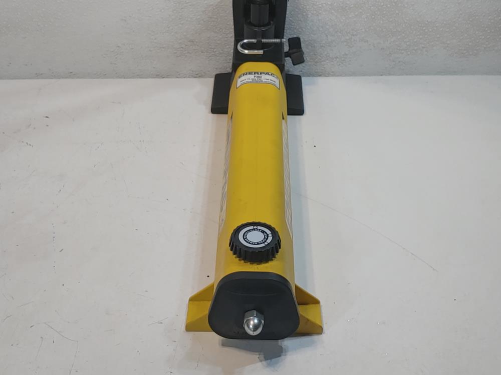 Enerpac P392 Hydraulic Hand Pump