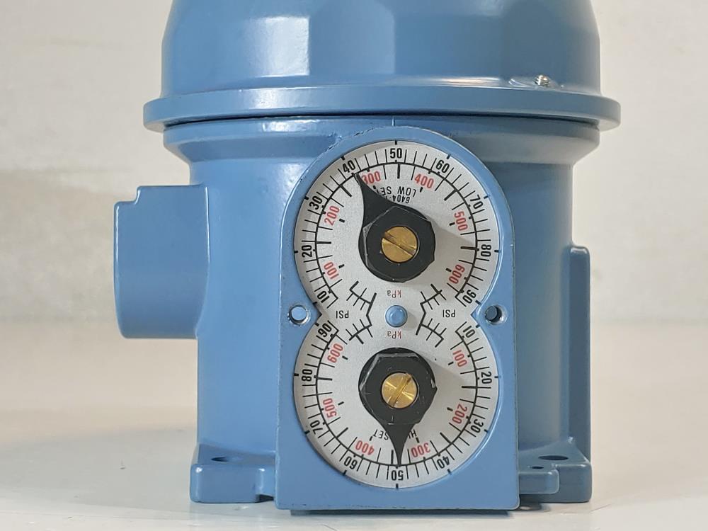 United Electric H122-S156B 95257 Pressure Switch