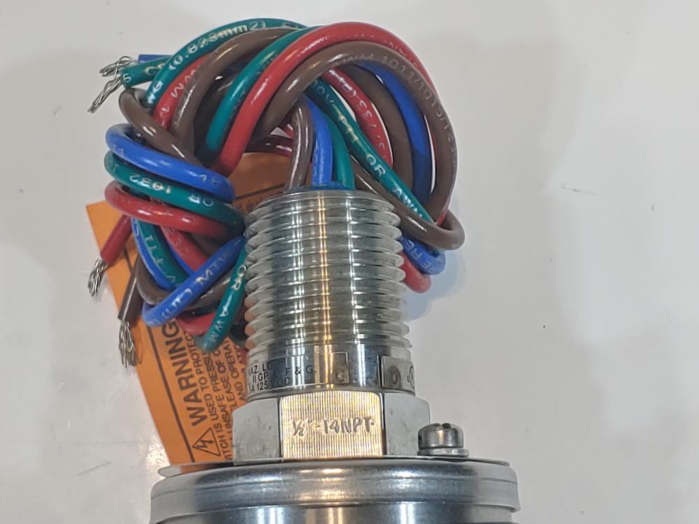 Custom Control Sensors Pressure Switch Model 611GZE8105